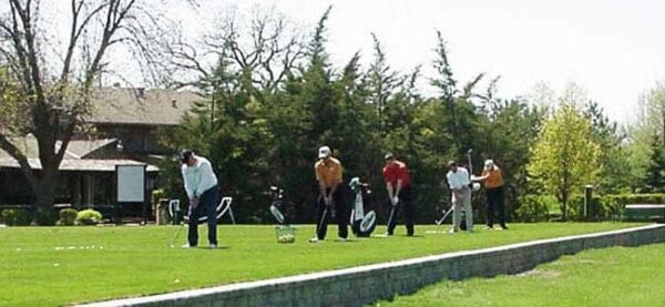 The Complete Guide to Golf Driving Ranges in Chicago