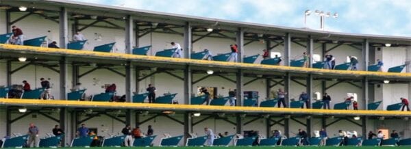 The Complete Guide to Golf Driving Ranges in Chicago