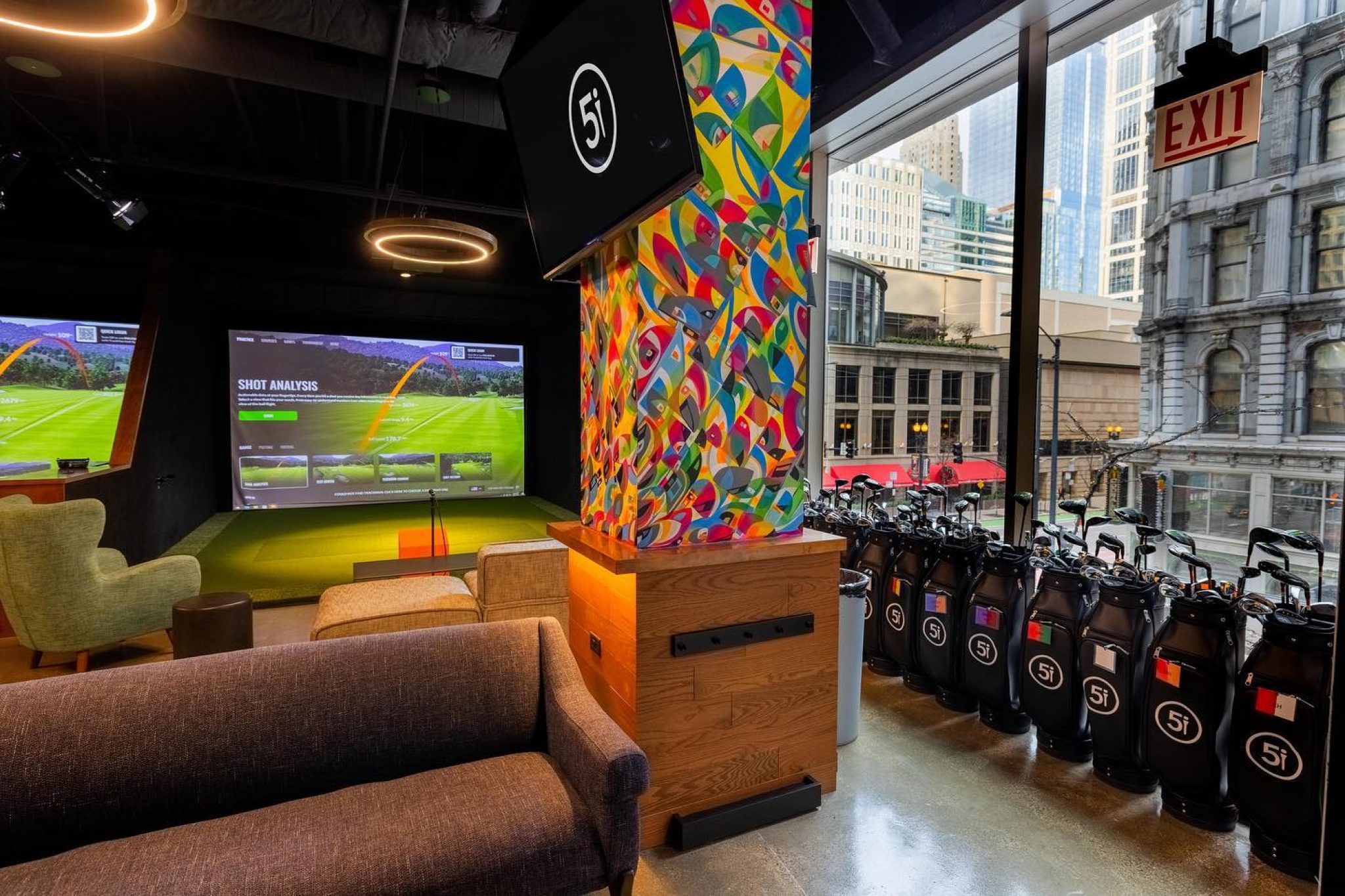 Five Iron Golf Opens Second Downtown Chicago Location - Chicago Golf Report