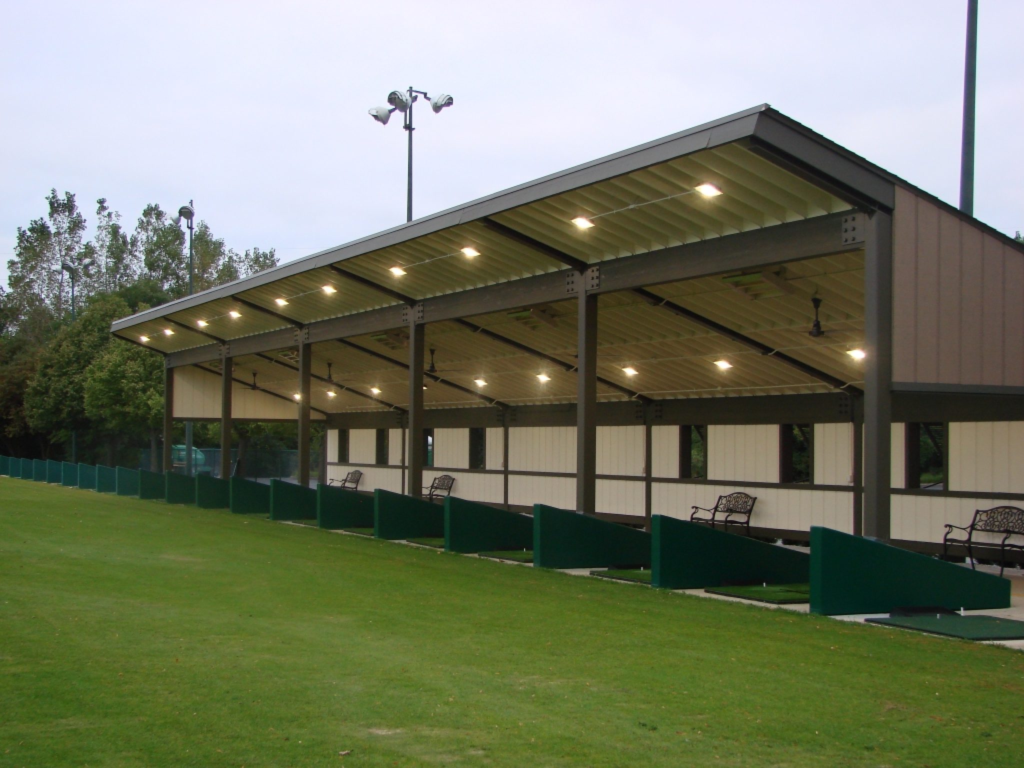 Chicago's Top-10 Public Course Driving Ranges - Chicago Golf Report